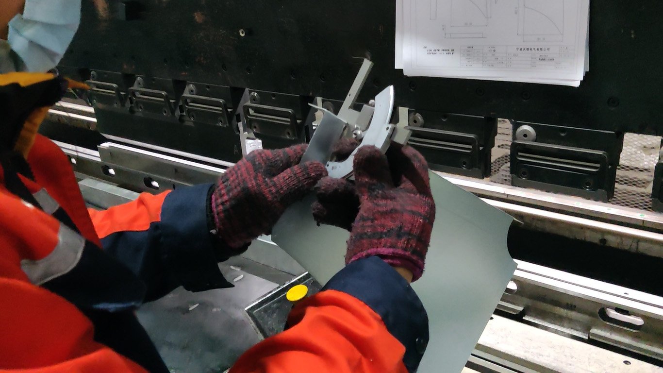 Sheet Metal Fabrication & Design - Package Delivery Box